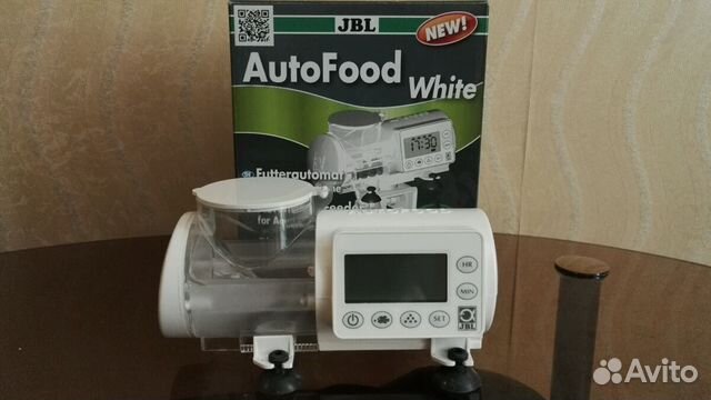 Автоматическая кормушка JBL