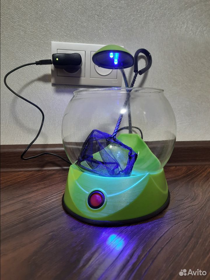 Аквариум с подсветкой