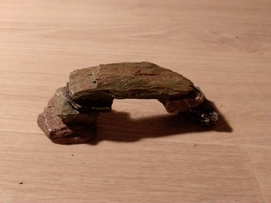 Декорации в террариум или аквариум