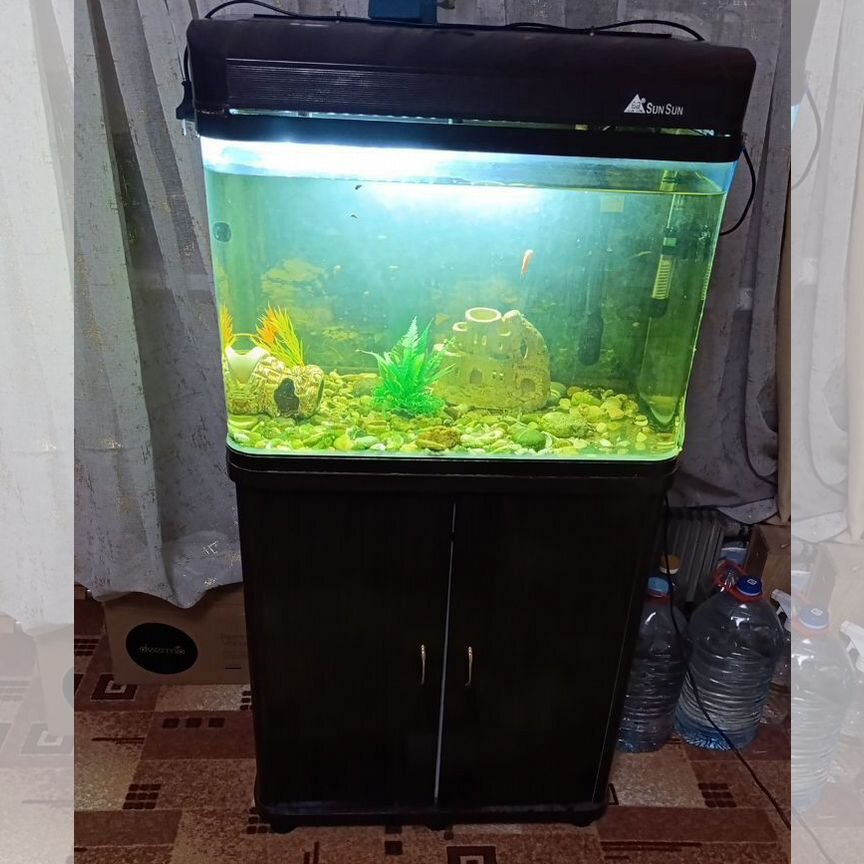 Аквариум с тумбой бу