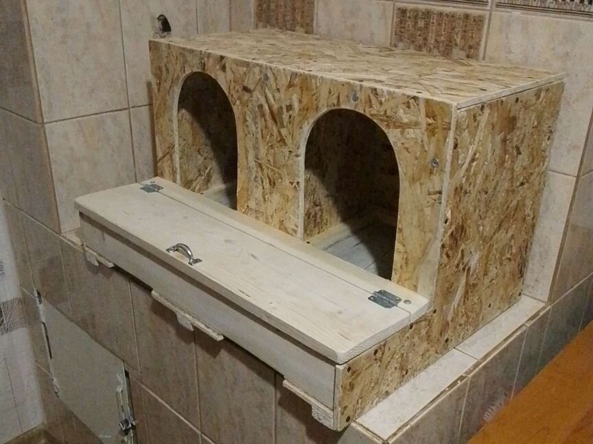 Гнездо для кур с яйцесборником