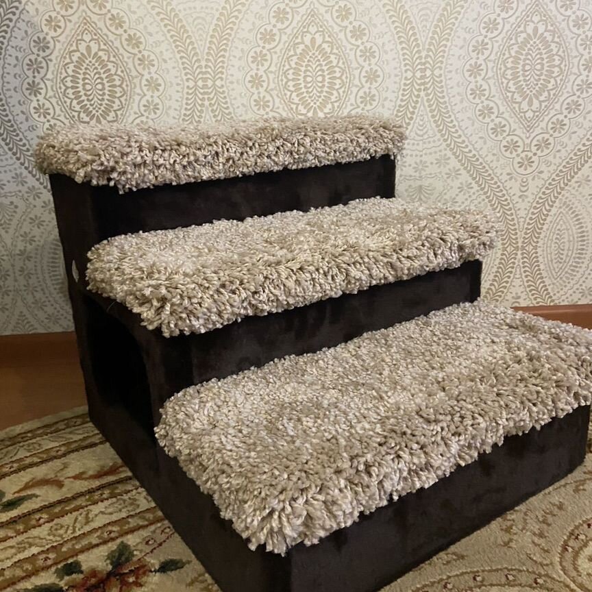 Дом-ступеньки для животных