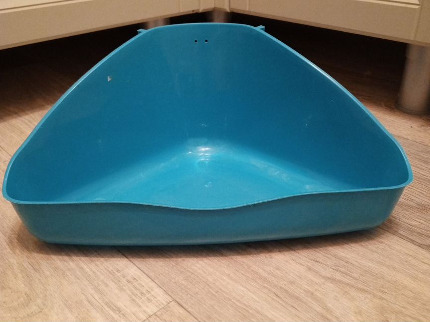 Угловой лоток для грызунов