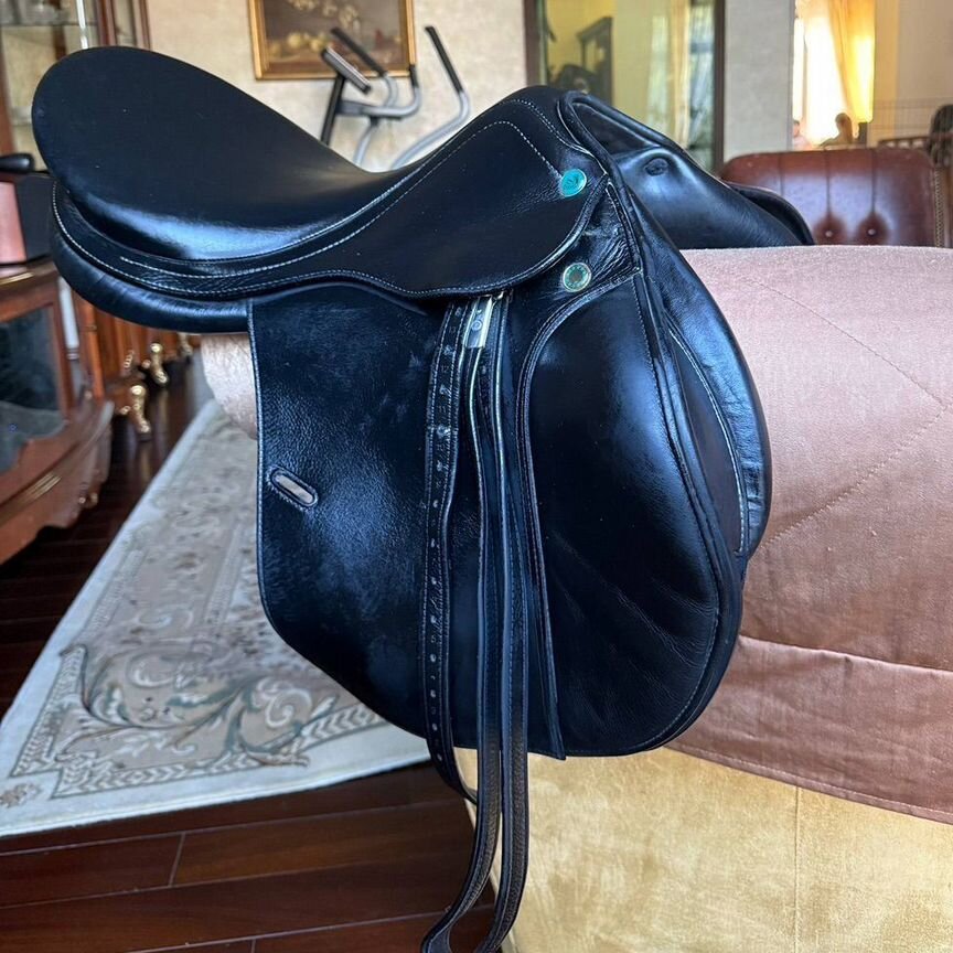 Конкурное седло