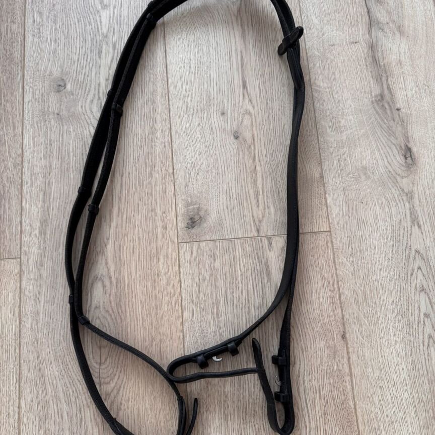 Повод для уздечки прорезиненный
