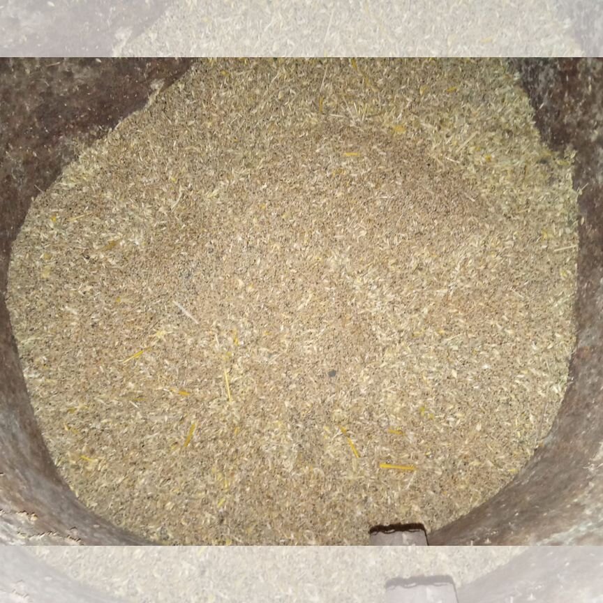 Зерновая смесь для птицы, домашних животных