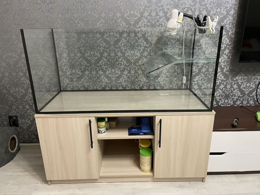 Аквариум (акватеррариум) с тумбой