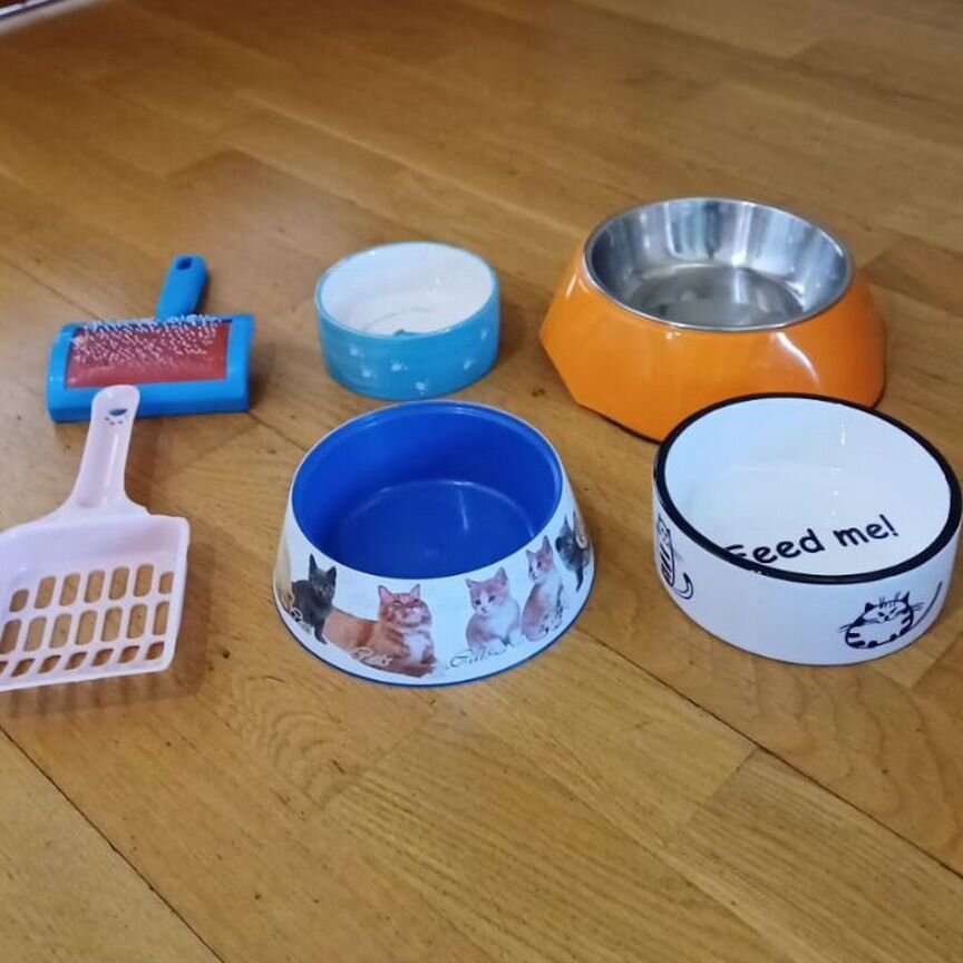 Кормушка и поилка для кошек и собачек