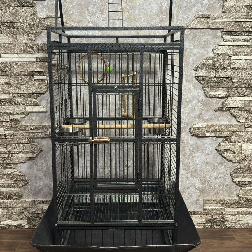 Клетка для средних и крупных птиц