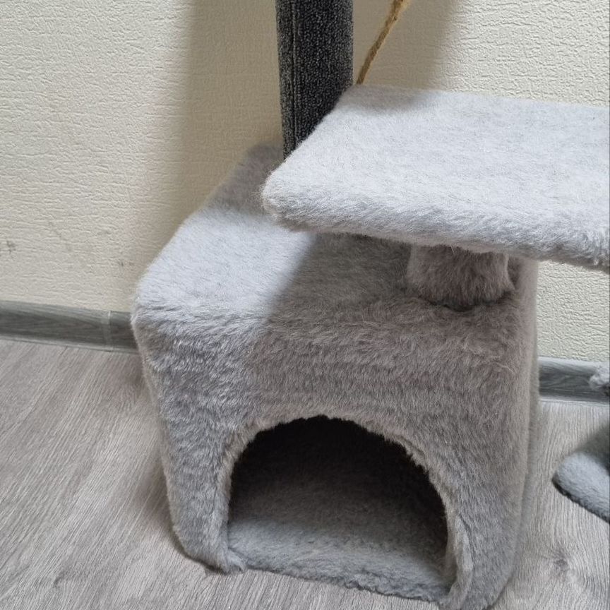 Домик для кошки с когтеточкой бу