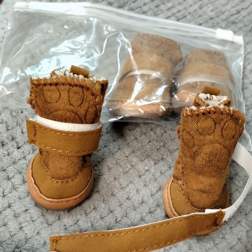 Сапожки для маленьких собак