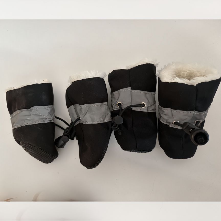 Ботинки для маленьких собак