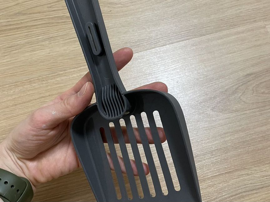 Новый совок для лотка