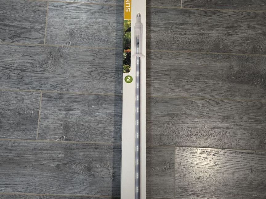 Новая лампа для аквариума Aquael Leddy tube