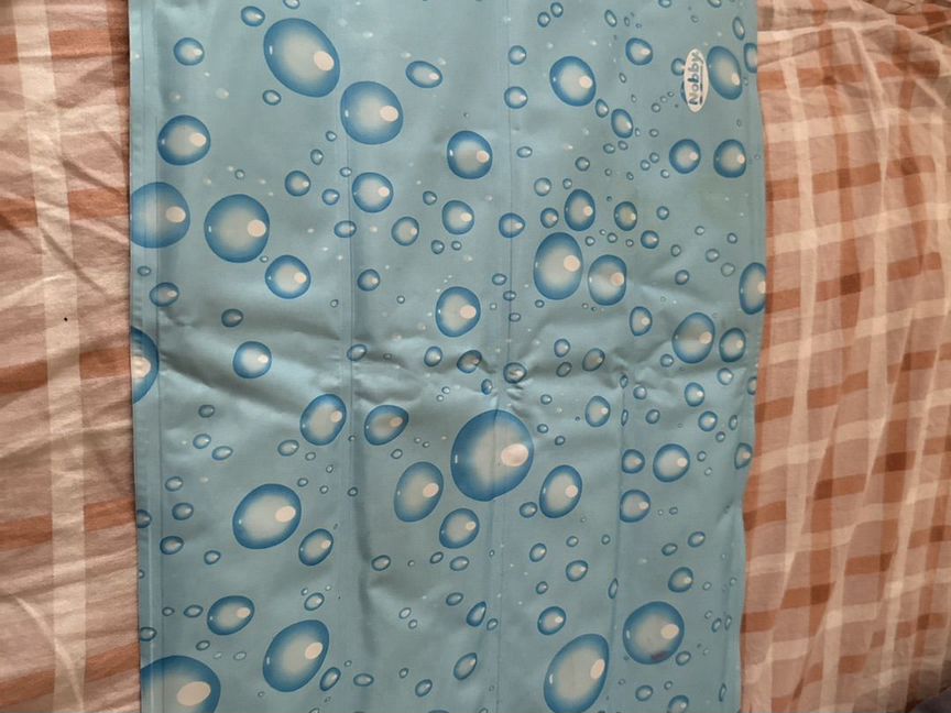 Охлаждающий коврик и вещи для собаки