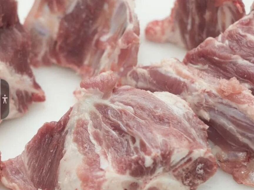 Мясо и кости для собак