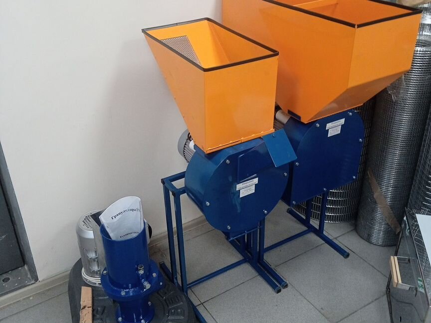 Зернодробилка