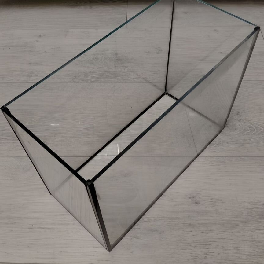 Аквариум маленький на 11 л