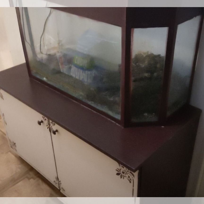 Аквариум с тумбой бу