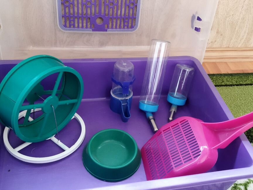 Дом-контейнер для хомяков с аксессуарами