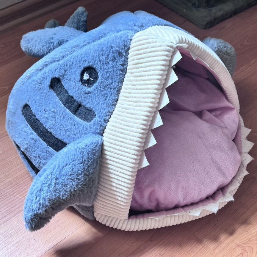 Домик для кошек и собак