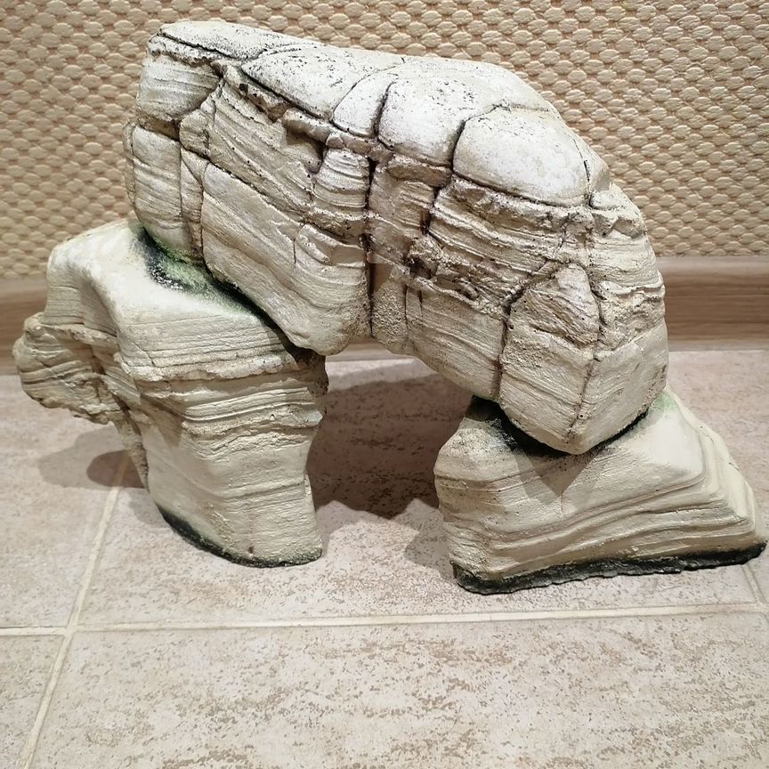 Грот для аквариума