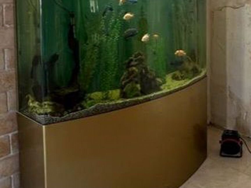 Аквариум с тумбой бу