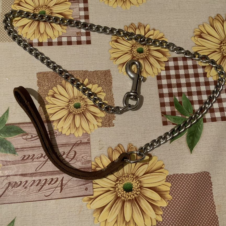 Цепь поводок для собак с кожаной ручкой