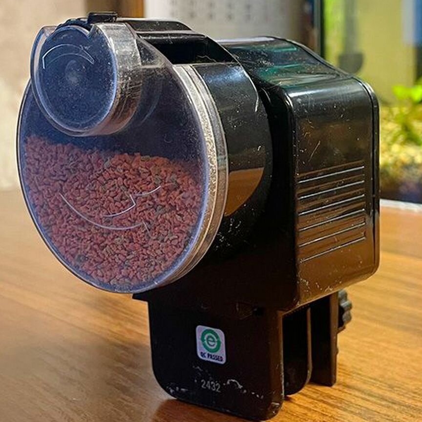 Автокормушка для аквариумных рыб resun AF-2003 раб