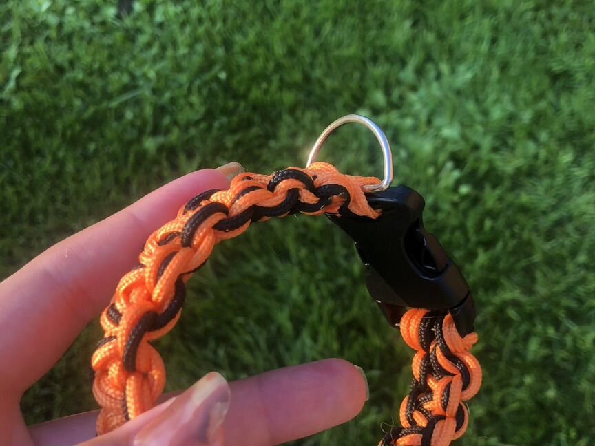 Делаю ошейники и браслеты из парракорда на заказ