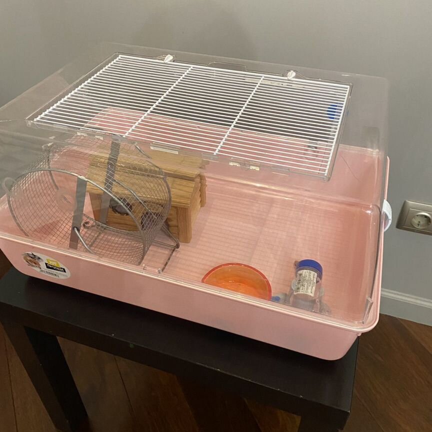 Клетка для хомяка с принадлежностями