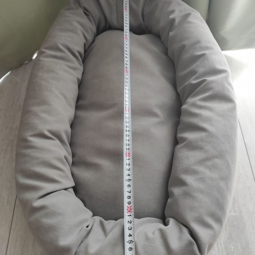 Велюровая лежанка для собаки или кота 70*50