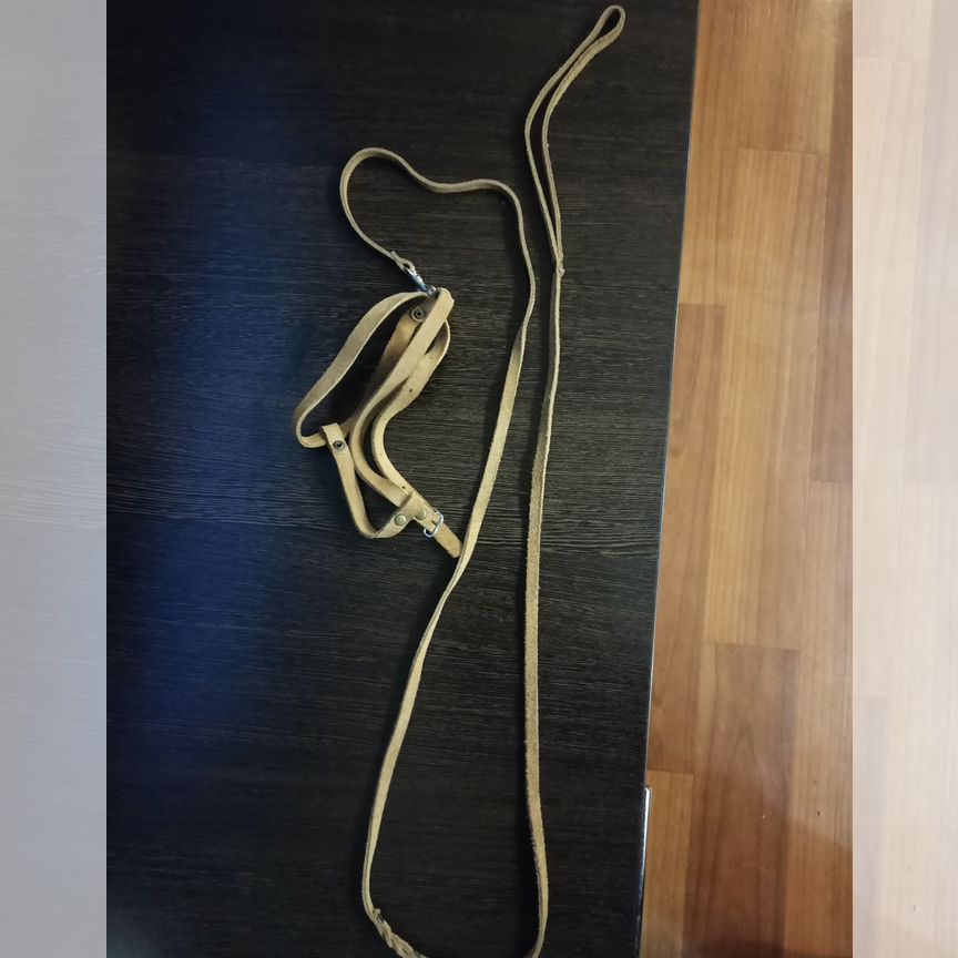 Замшевая шлейка