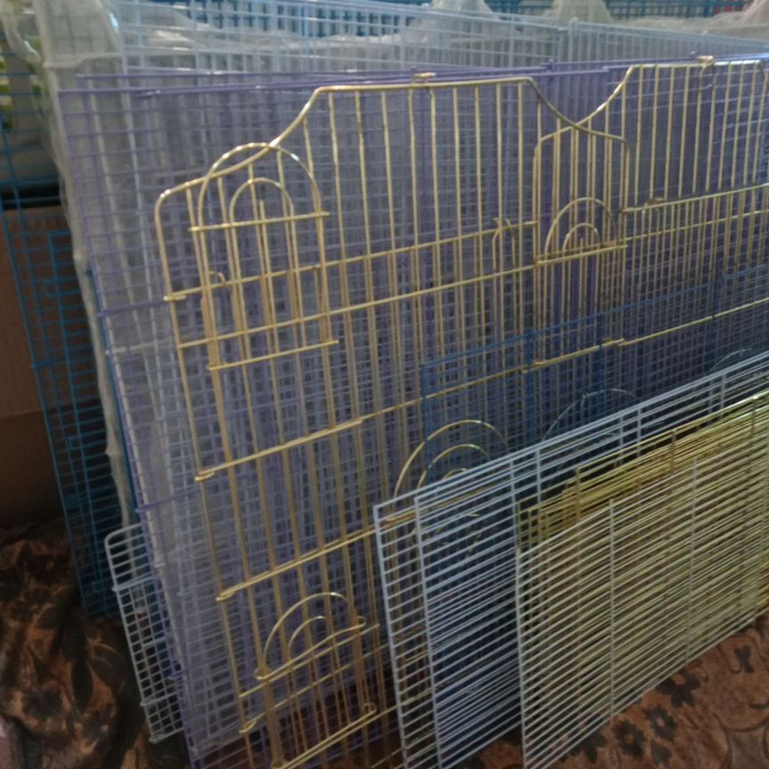 Новые клетки разных размеров для животных