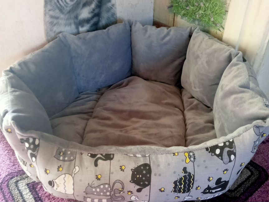 Лежанка для кошек