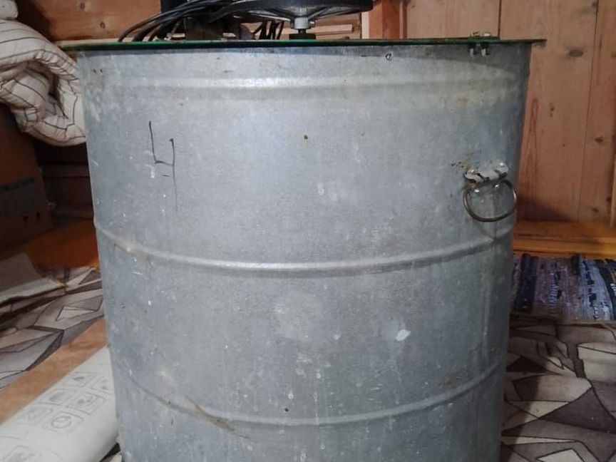 Медогонка 4 рамочная