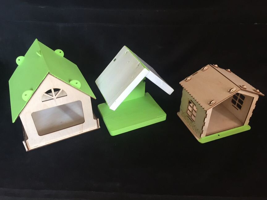 Кормушки для маленьких птиц, 3 варианта