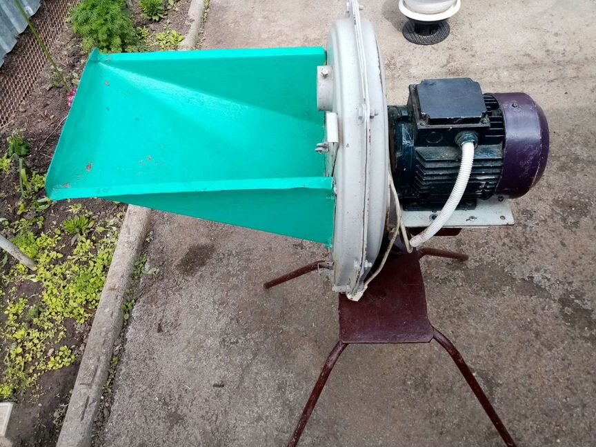 Зернодробилка