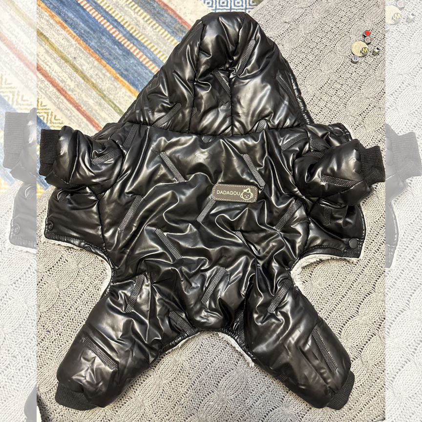 Комбинезон для маленькой собаки м