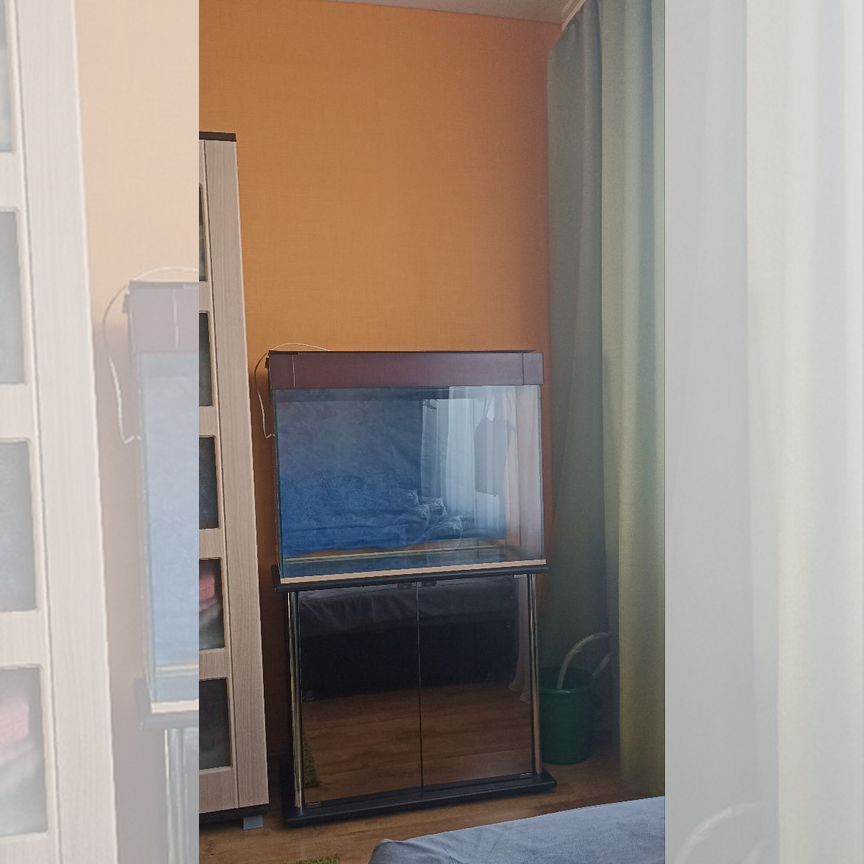 Аквариум с тумбой