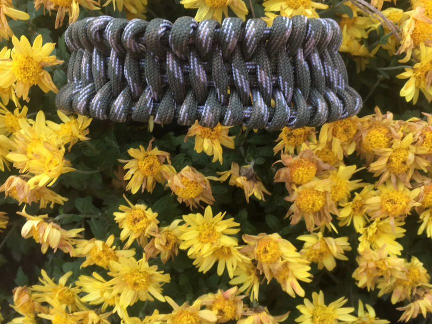 Ошейник из паракорда