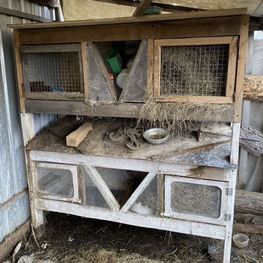 Продается клетка для кроликов