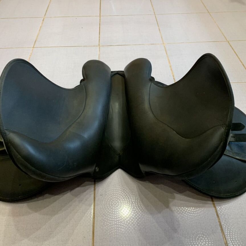 Седло для лошади бу