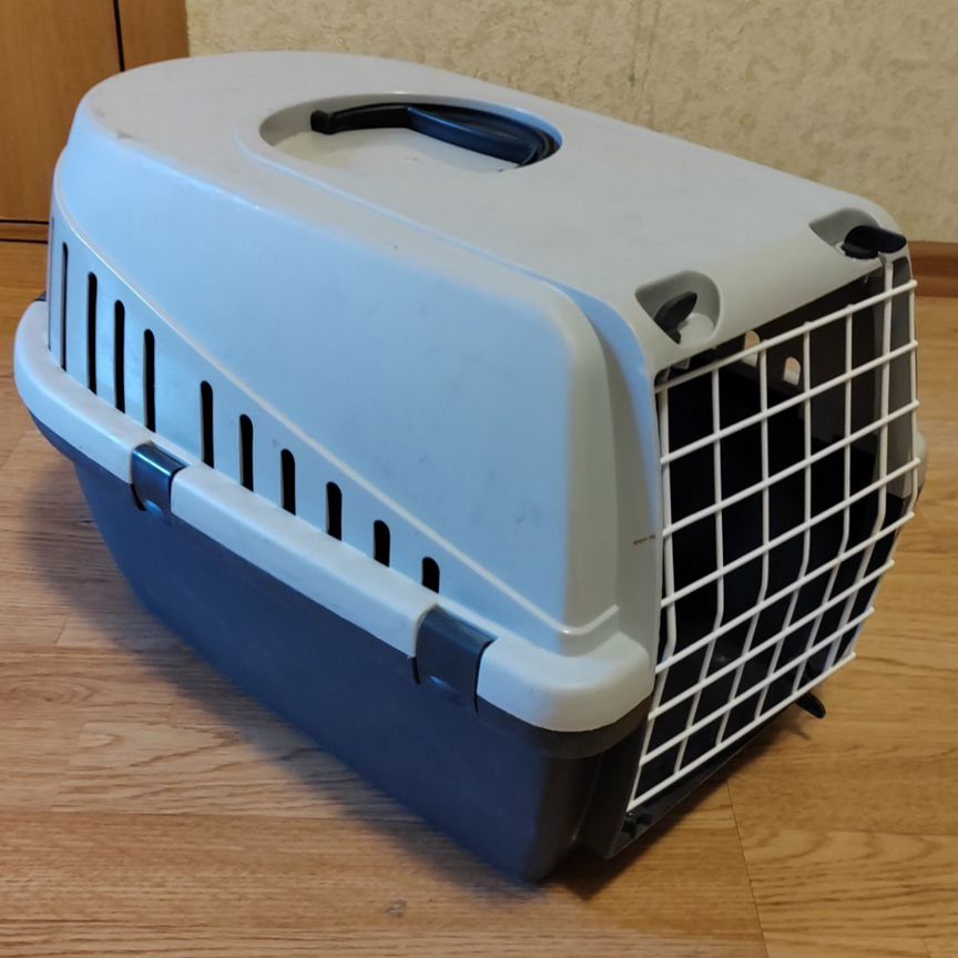 Переноска для животных пластиковая