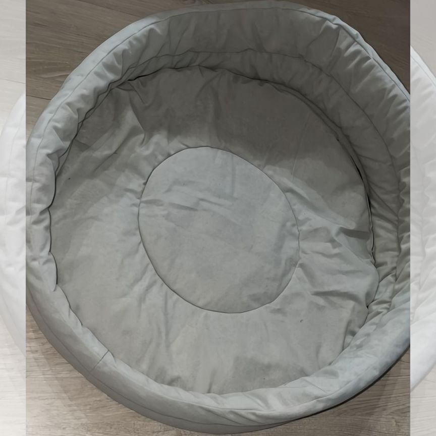 Лежанка 60х60 см