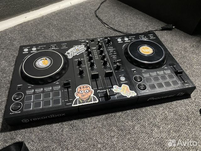 Dj контроллер Pioneer DDJ 400 купить в Москве | Хобби и отдых | Авито