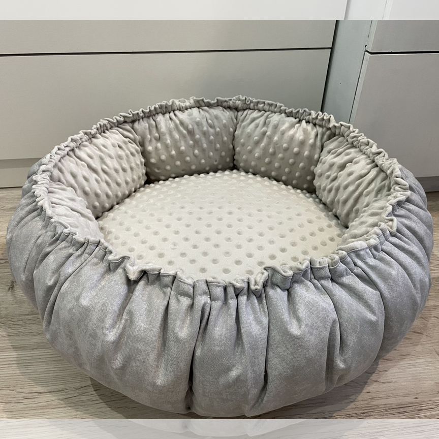 Лежанка для собак