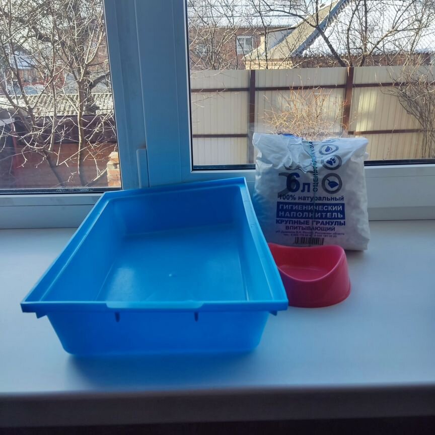 Лоток, миска, наполнитель для кошек