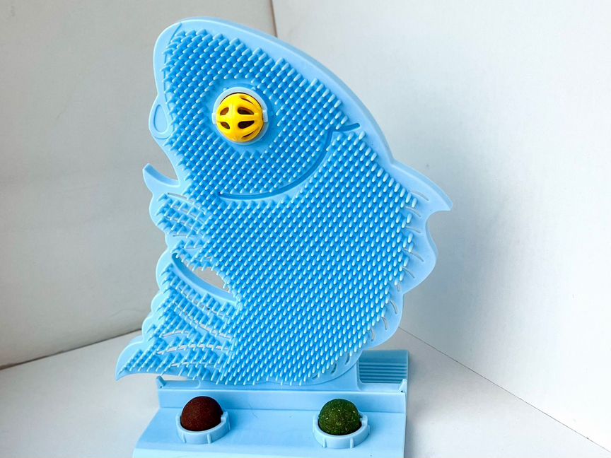 Игрушка для кошки, массажер с лакомством