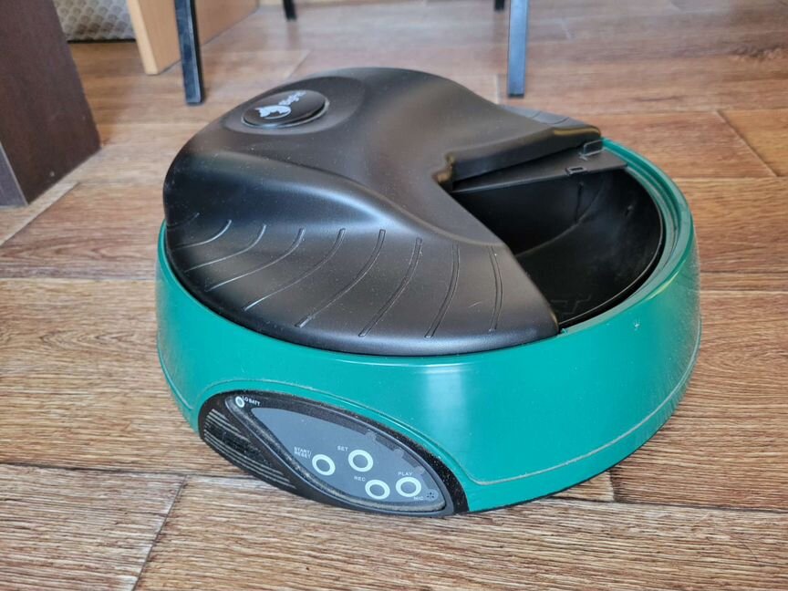 Автокормушка Petwant PF-04A